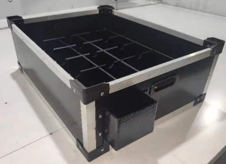 Anti-static honeycomb cell container